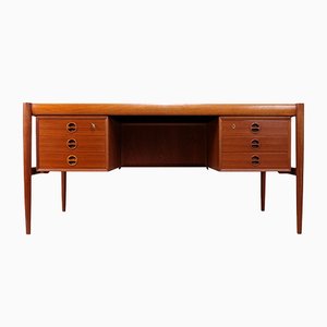 Vintage Desks Online Shop | Shop Vintage Desks & Tables at PAMONO