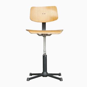 Buy Unique Office and Desk Chairs | Online at Pamono
