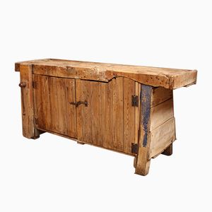 Discover Vintage Work Tables & Workbenches | Online at Pamono